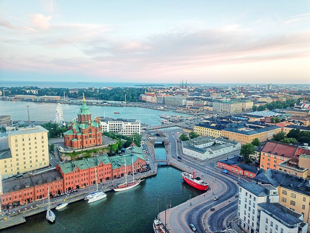 Juuri nyt: Helsingissä rikki kaikkien aikojen lämpöennätys – Sään takaa